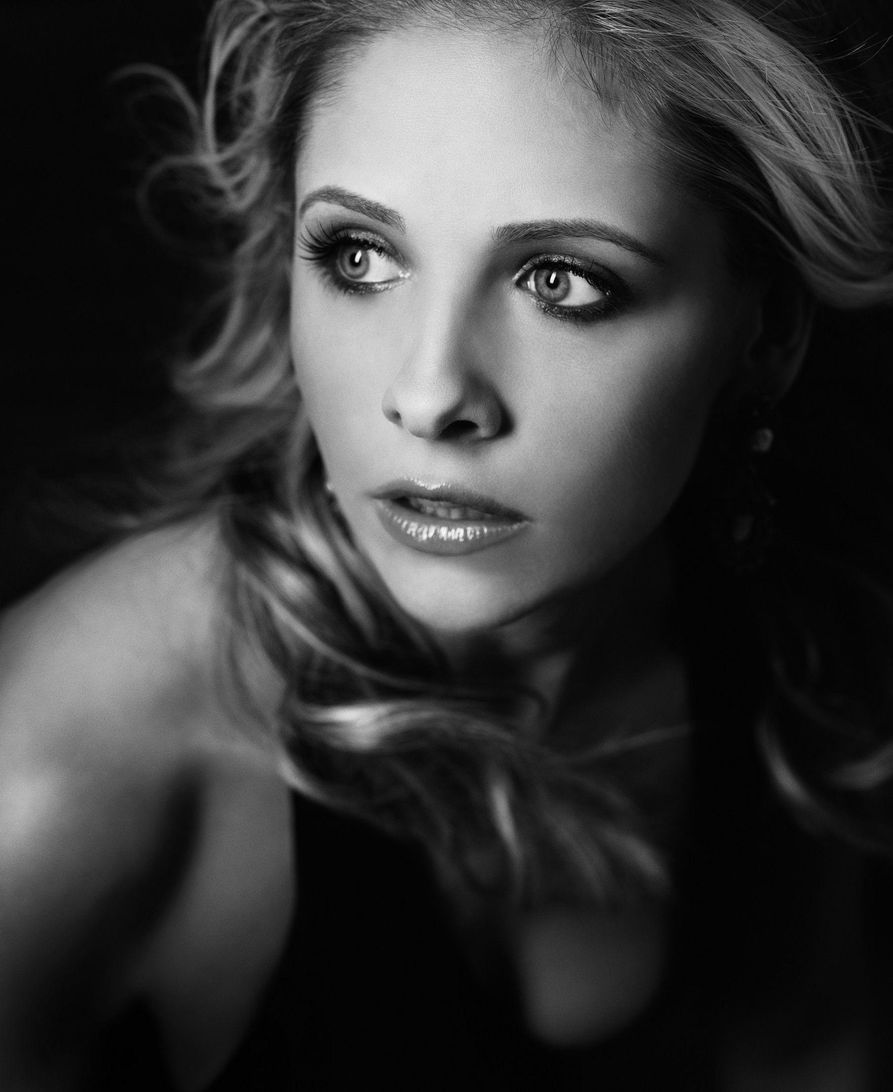 Session 004 - 004 - Sarah Michelle Gellar Fan | Photo Gallery | Over ...
